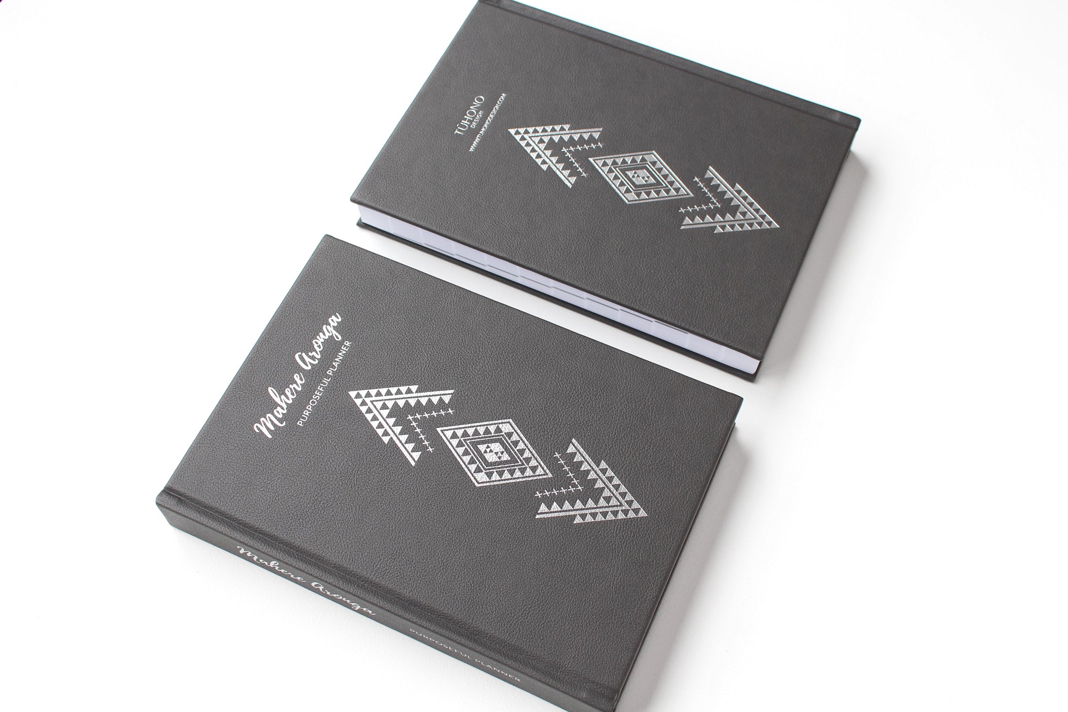 2025 Premium Bilingual Māori 4 in 1 Diary Planner – Tuhono Design