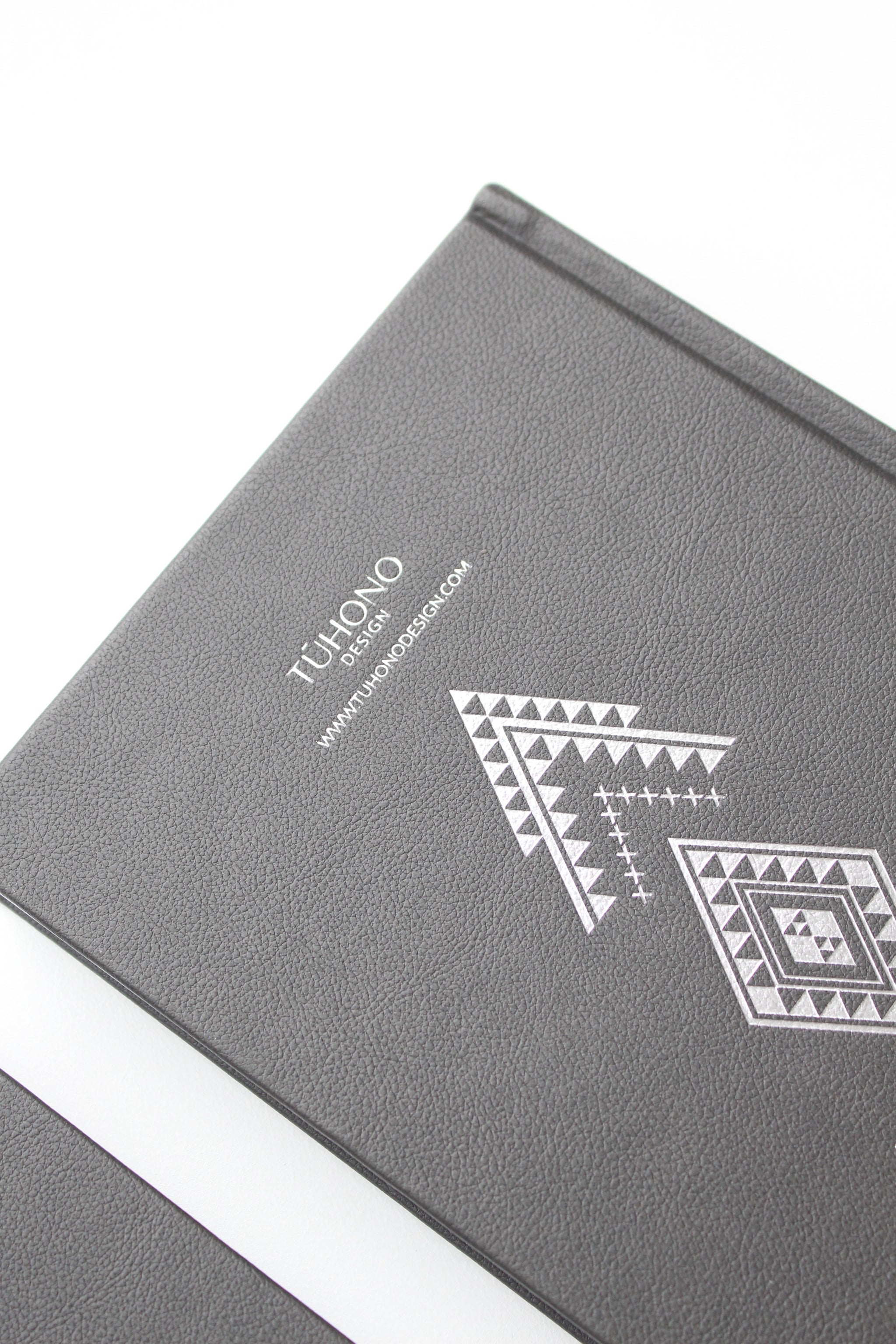 2025 Premium Bilingual Māori 4 in 1 Diary Planner – Tuhono Design