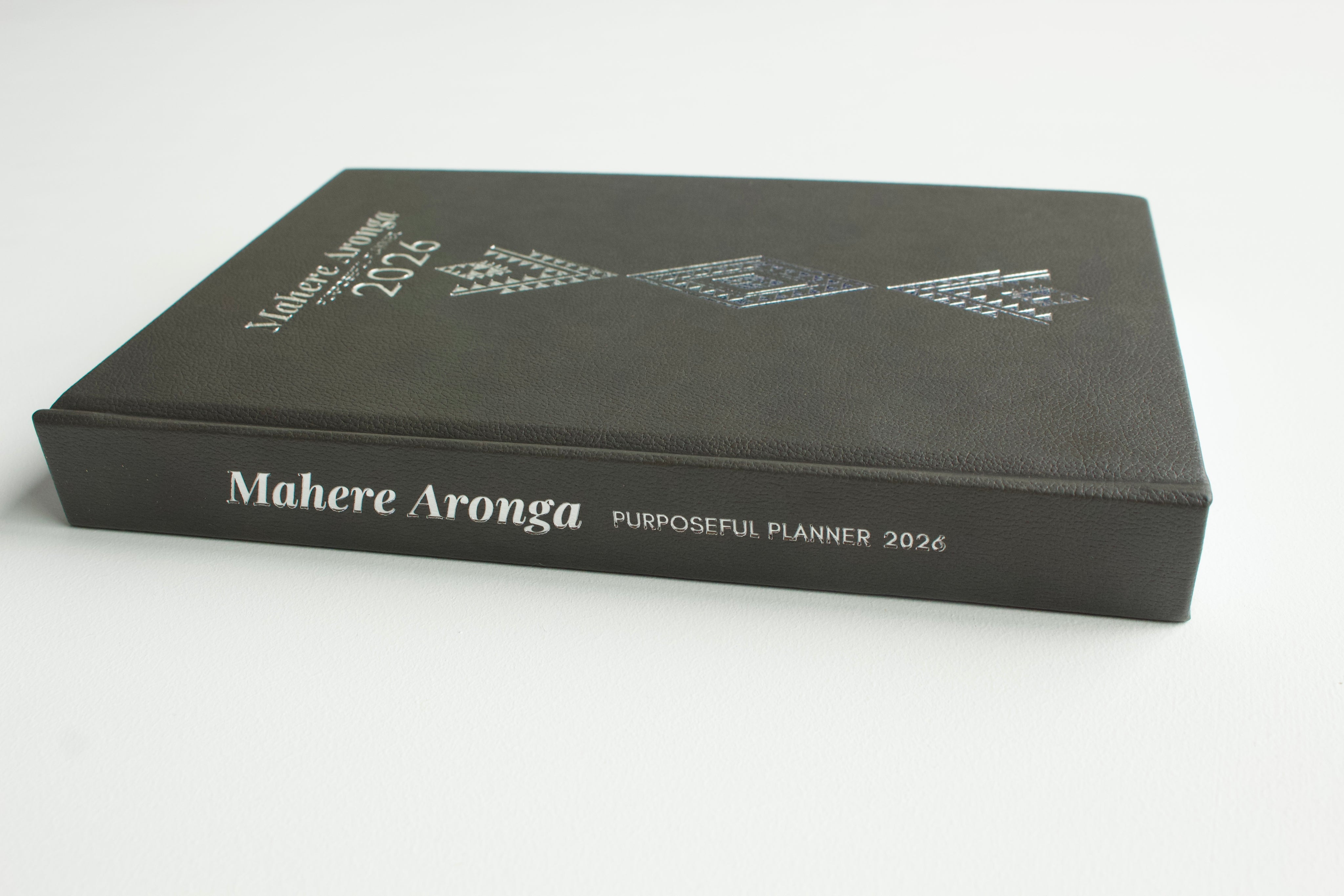 2026 Premium Bilingual Māori 4 in 1 Diary Planner – Tuhono Design